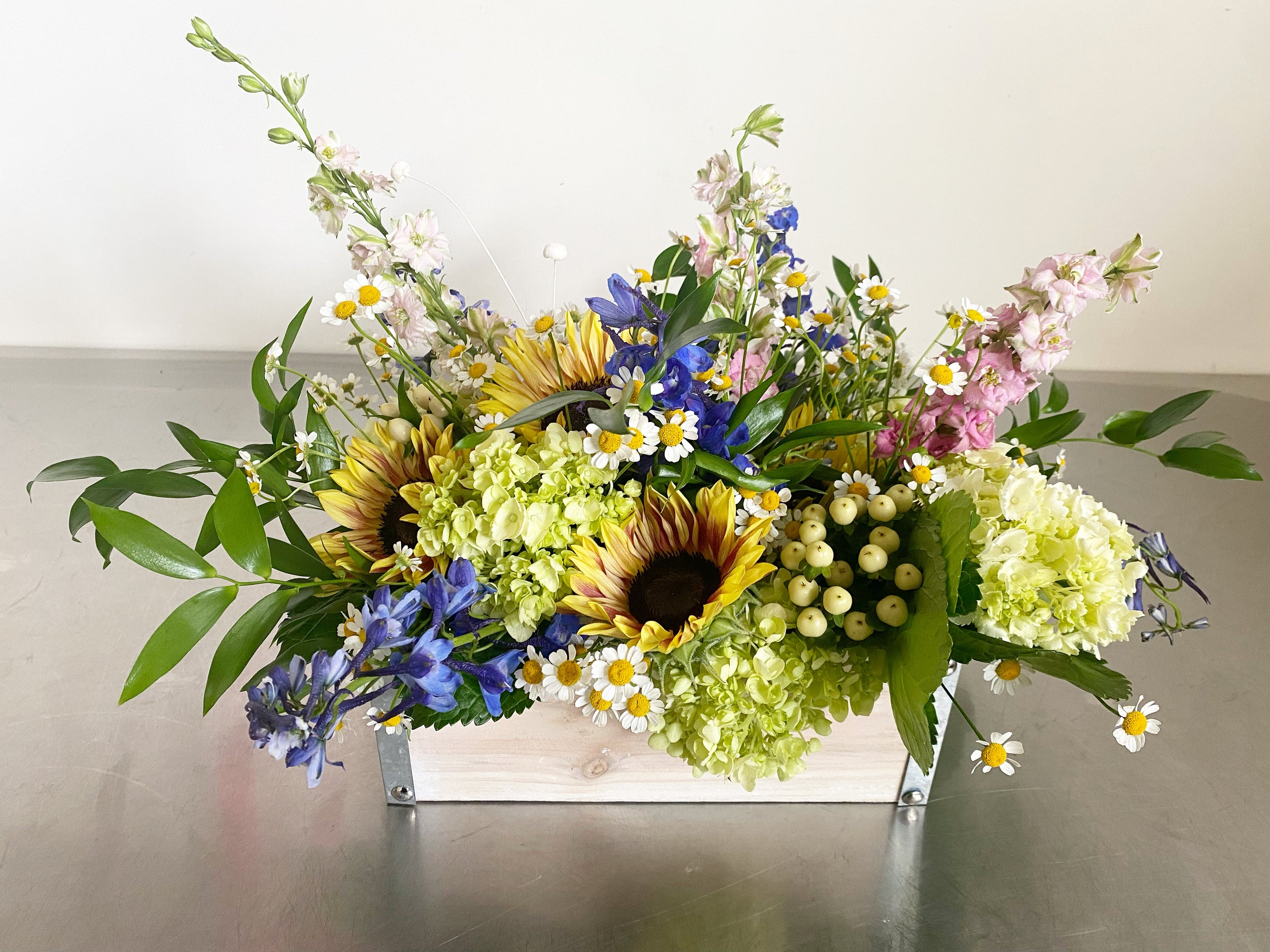 Gorgeous Bespoke Fresh Flower Arrangements & Gifts for Curbside Pickup ...